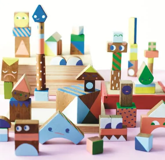 HOW TO MAKE AND DECORATE PLAY BLOCKS
