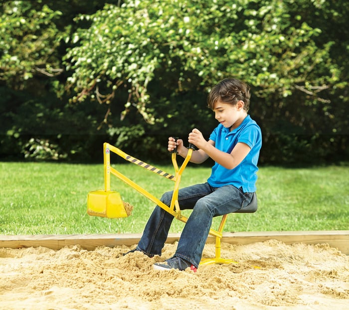 8 CRAZY FUN OUTDOOR TOYS 8 CRAZY FUN OUTDOOR TOYS