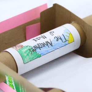 EASY DIY RECYCLED CARDBOARD TV SHOWING OFF YOUR KIDS' ART