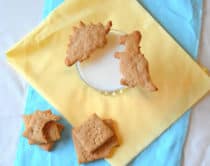 12 CREATIVE SELF-PORTRAIT ART PROJECTS FOR KIDS