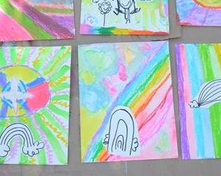 SIMPLE CONTRAST PAINTINGS FOR YOUNG ARTISTS