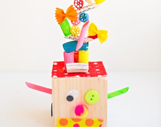 MAKE YOUR OWN MR. PASTA HEAD: CUTE ART PROJECT FOR KIDS