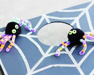 10 CREEPY CRAWLY SPIDER CRAFTS