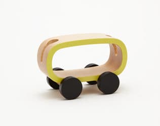 MAKE A BALLOON POWERED RECYCLED JUICE BOX CAR