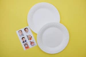 BACK TO SCHOOL PHOTO PAPER PLATE CRAFT - hello, Wonderful