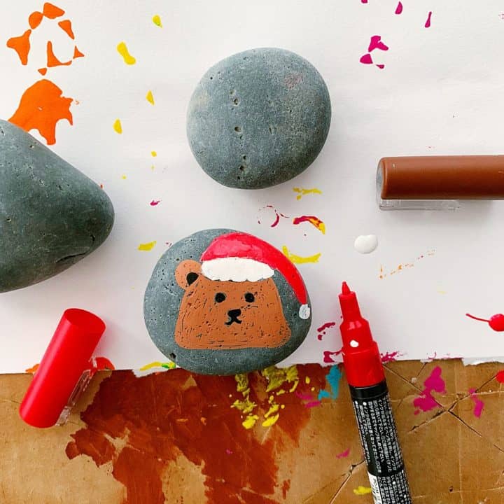HOW TO MAKE CHRISTMAS BEAR KINDNESS ROCKS - hello, Wonderful