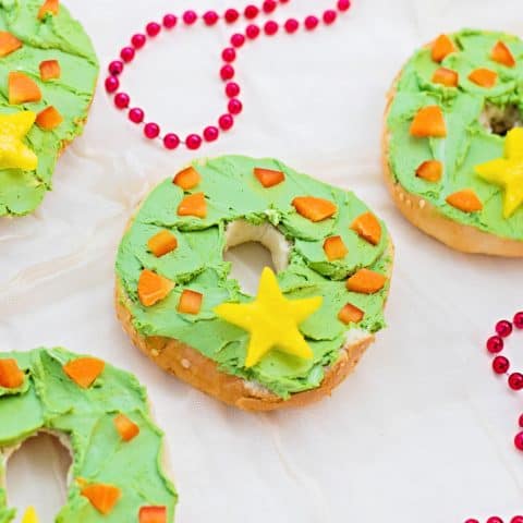 BAGEL CHRISTMAS WREATH FOOD TREAT - hello, Wonderful