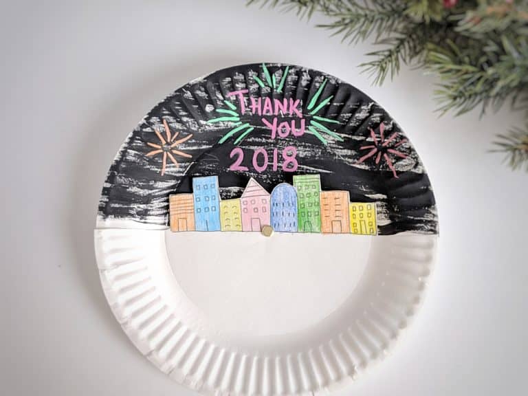 NEW YEAR'S EVE PAPER PLATE CRAFT FOR KIDS - hello, Wonderful