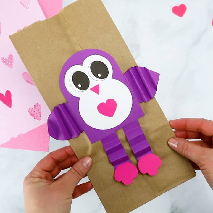 PENGUIN VALENTINE LUNCH BAG - hello, Wonderful