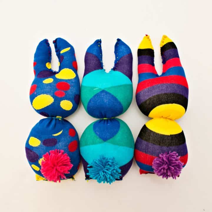 EASY DIY SOCK BUNNY CRAFT - hello, Wonderful