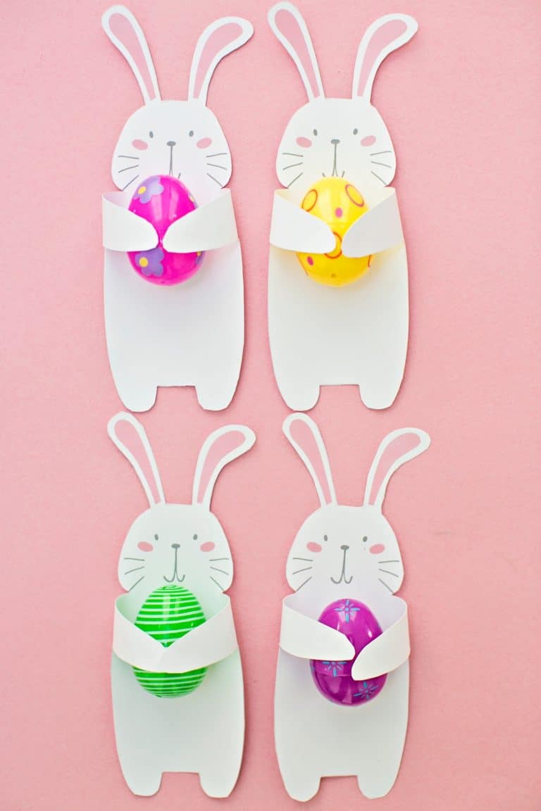 BUNNY HOLDING EASTER EGG CRAFT - hello, Wonderful