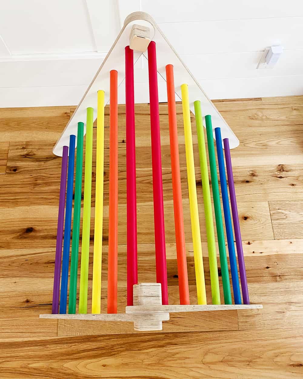 RAINBOW PIKLER TRIANGLE - hello, Wonderful
