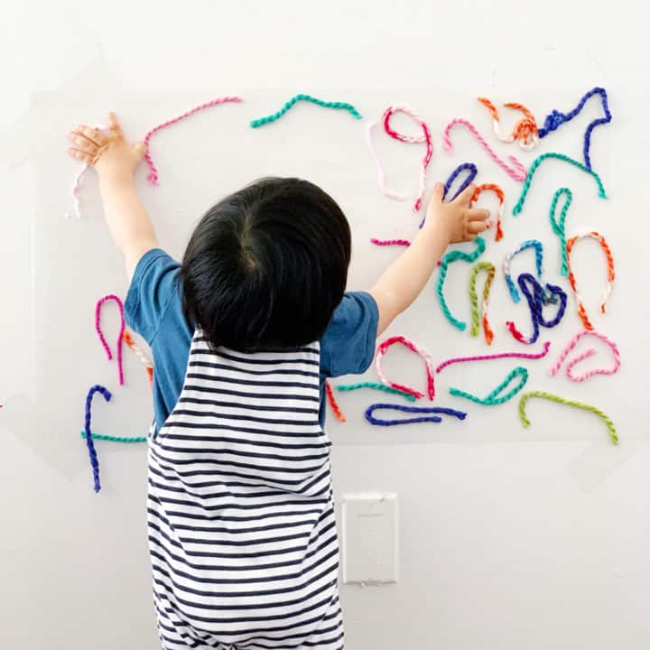 BALLOON STICKY WALL SENSORY ACTIVITY FOR BABIES AND TODDLERS - hello ...