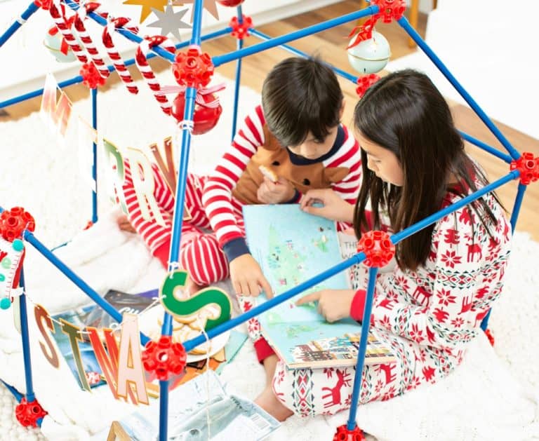 BUILD A HOLIDAY FORT WITH THE ULTIMATE FORT BUILDER - Hello Wonderful