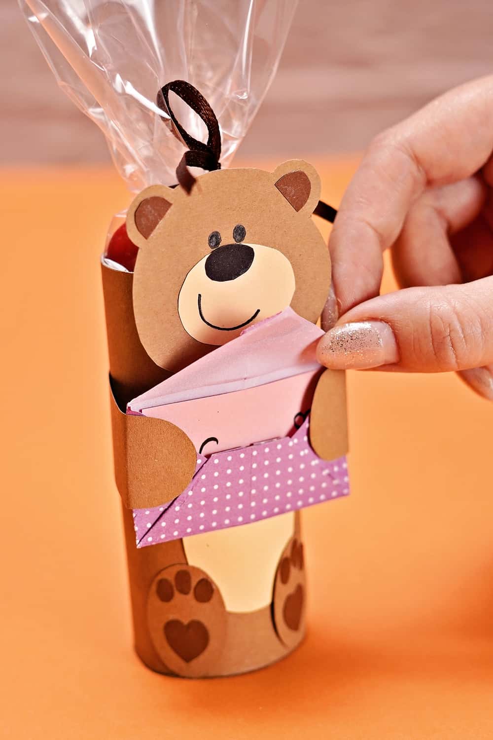 This Paper Tube Valentine Bear Craft is the sweetest Vday favor for kids!