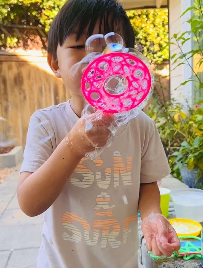 This Bubble Refill Station Will Keep The Kids Entertained All Summer