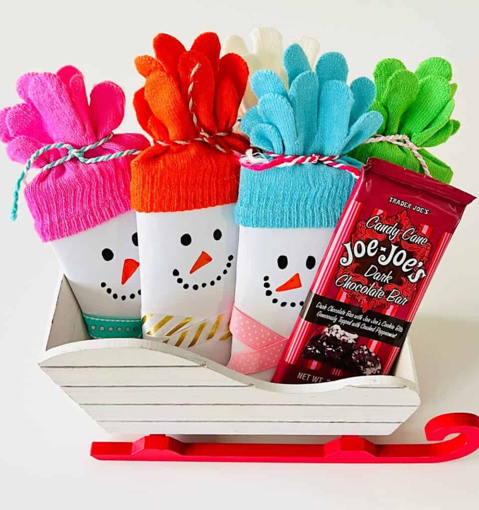 Snowman Chocolate Bars Make Cute and Easy Christmas Favors