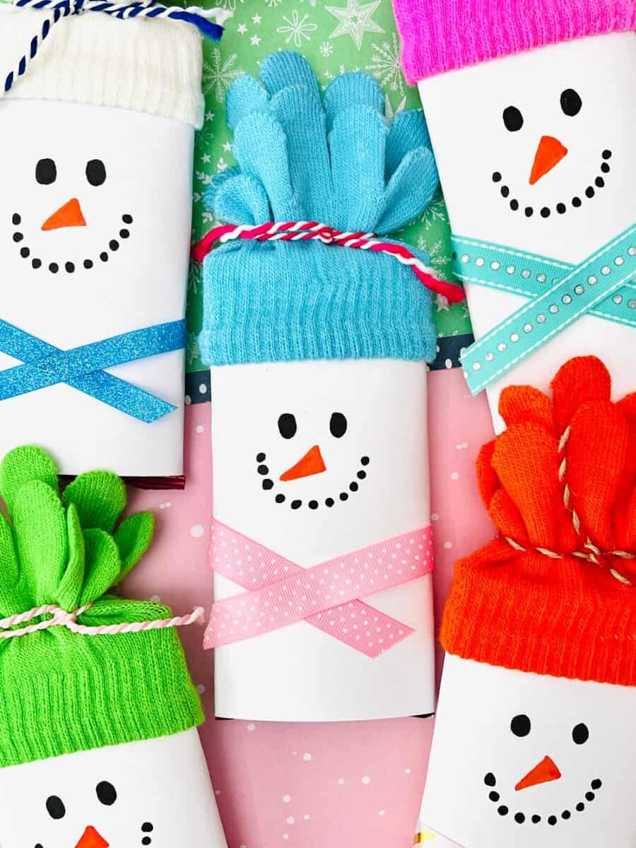 Snowman Chocolate Bars Make Cute and Easy Christmas Favors