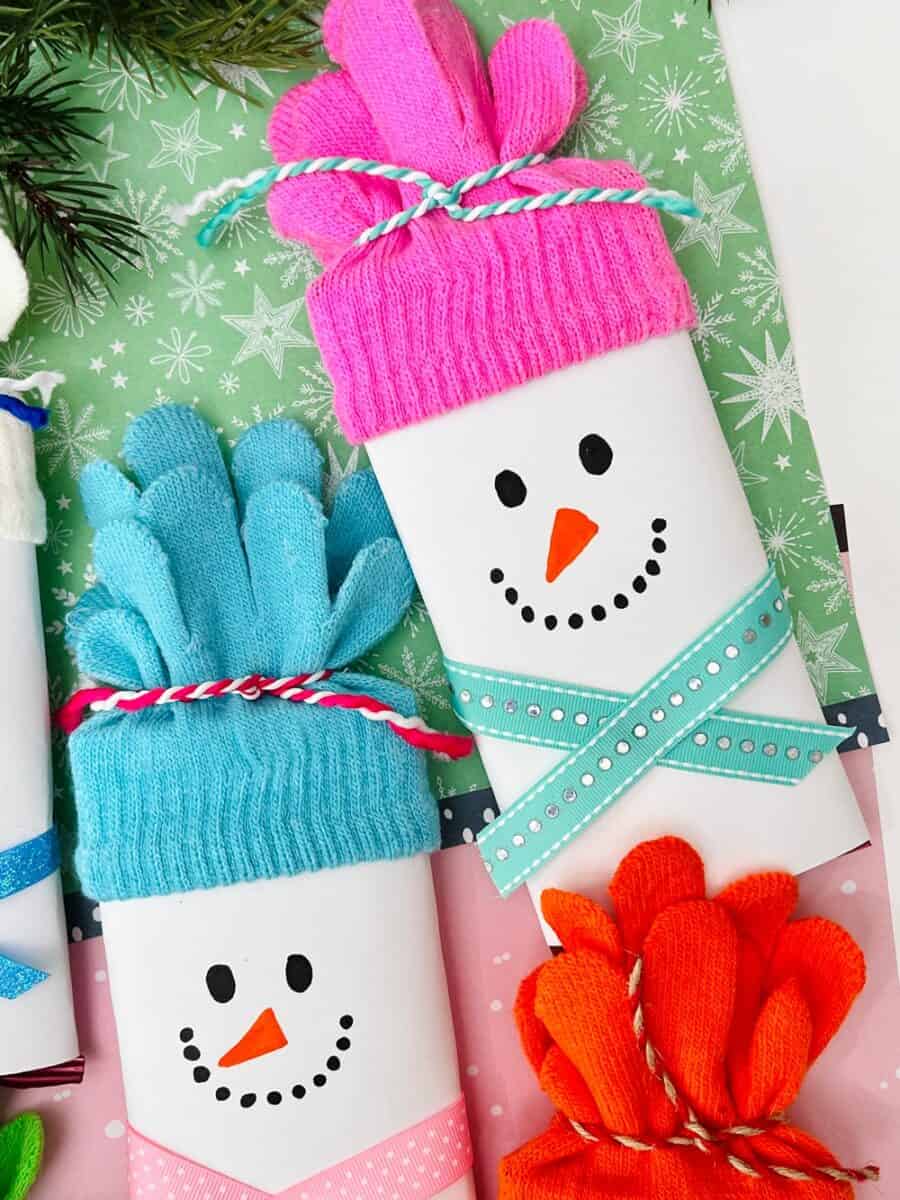 Snowman Chocolate Bars Make Cute and Easy Christmas Favors