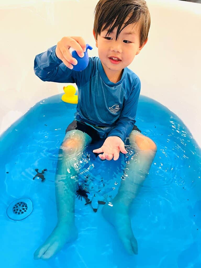 Make Bath Time Fun With Crayola Bath Drops - Full Review