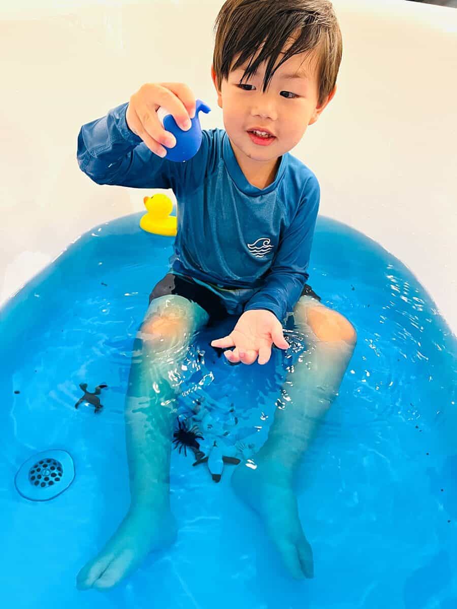 Make Bath Time Fun With Crayola Bath Drops - Full Review