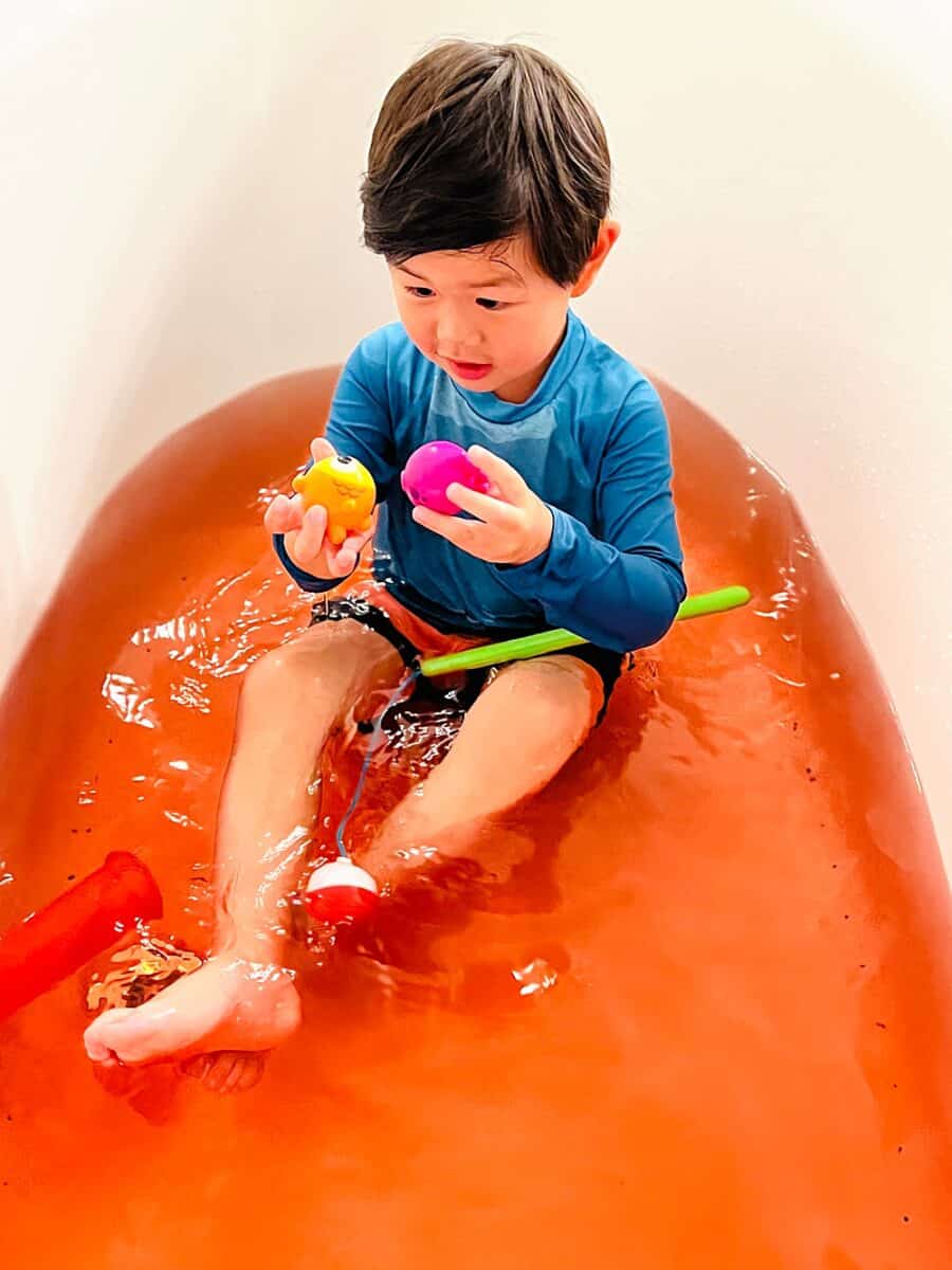 Make Bath Time Fun With Crayola Bath Drops - Full Review