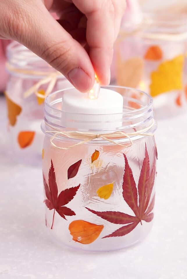 DIY Pressed Fall Leaf Jars - A Beautiful Fall Craft