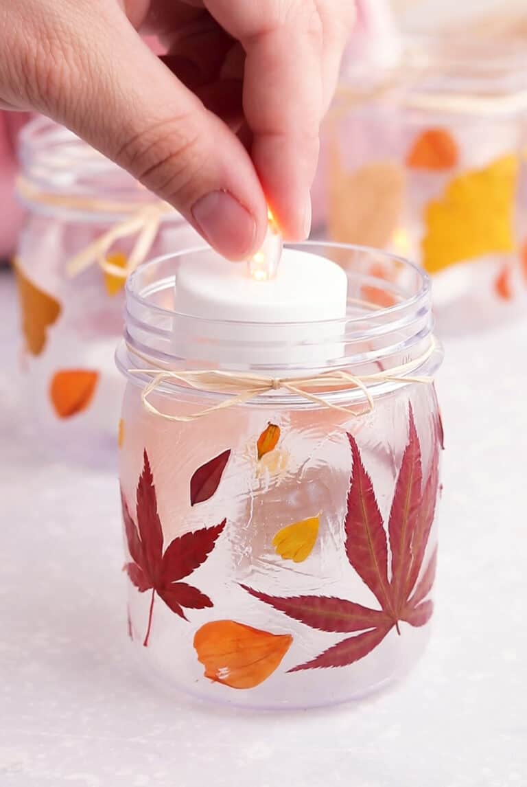 DIY Pressed Fall Leaf Jars - A Beautiful Fall Craft