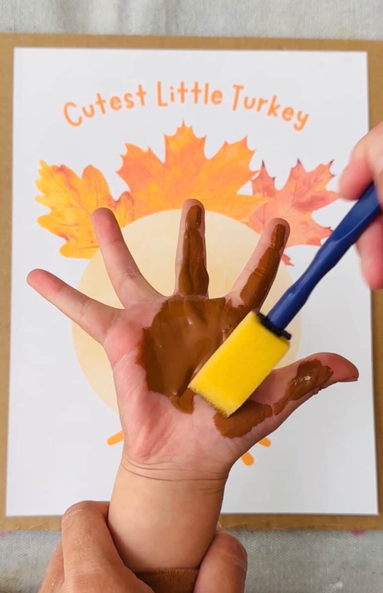 This Turkey Handprint Art Is A Cute Thanksgiving Craft For Kids