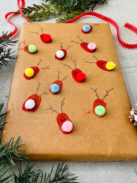 DIY Rudolph Fingerprint Christmas Gift Wrap