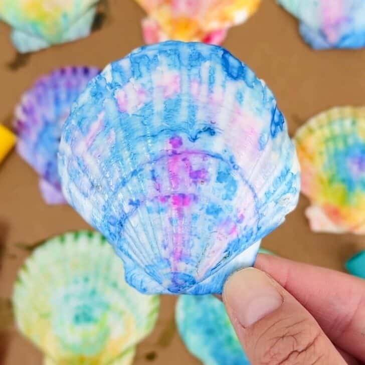 PAINTED SHELL ART WITH FREE PRINTABLE