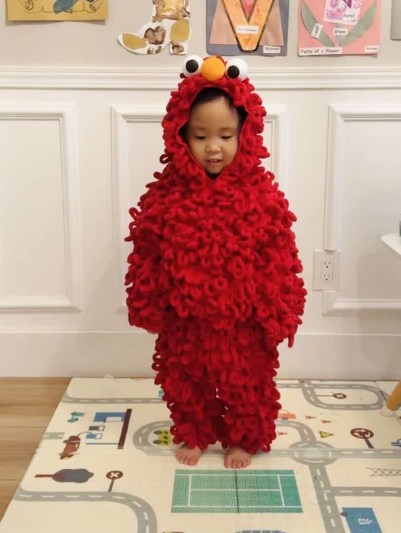 How to Make An Easy DIY Elmo Costume