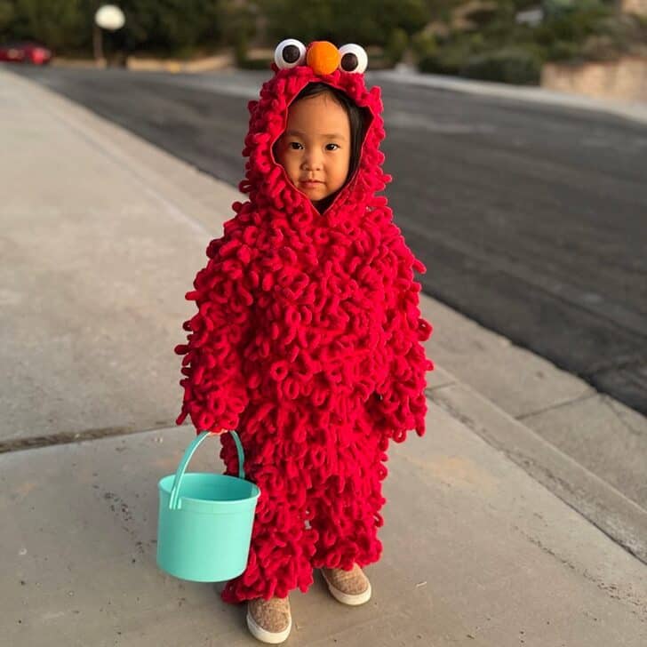 12 ADORABLE ACORN CRAFTS