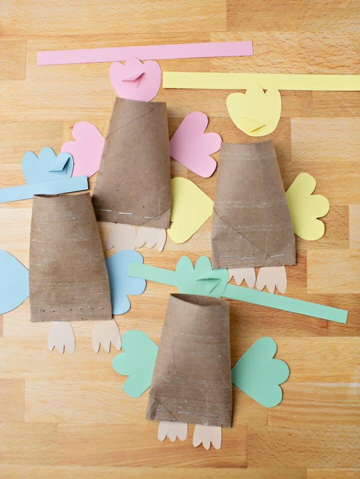 Paper Roll Chicks – A Fun And Easy Easter Craft