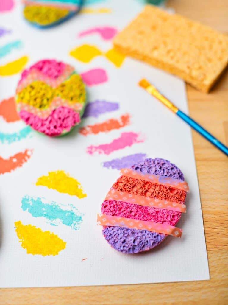 Easter Sponge Painting Is A Fun Way To Decorate Eggs!