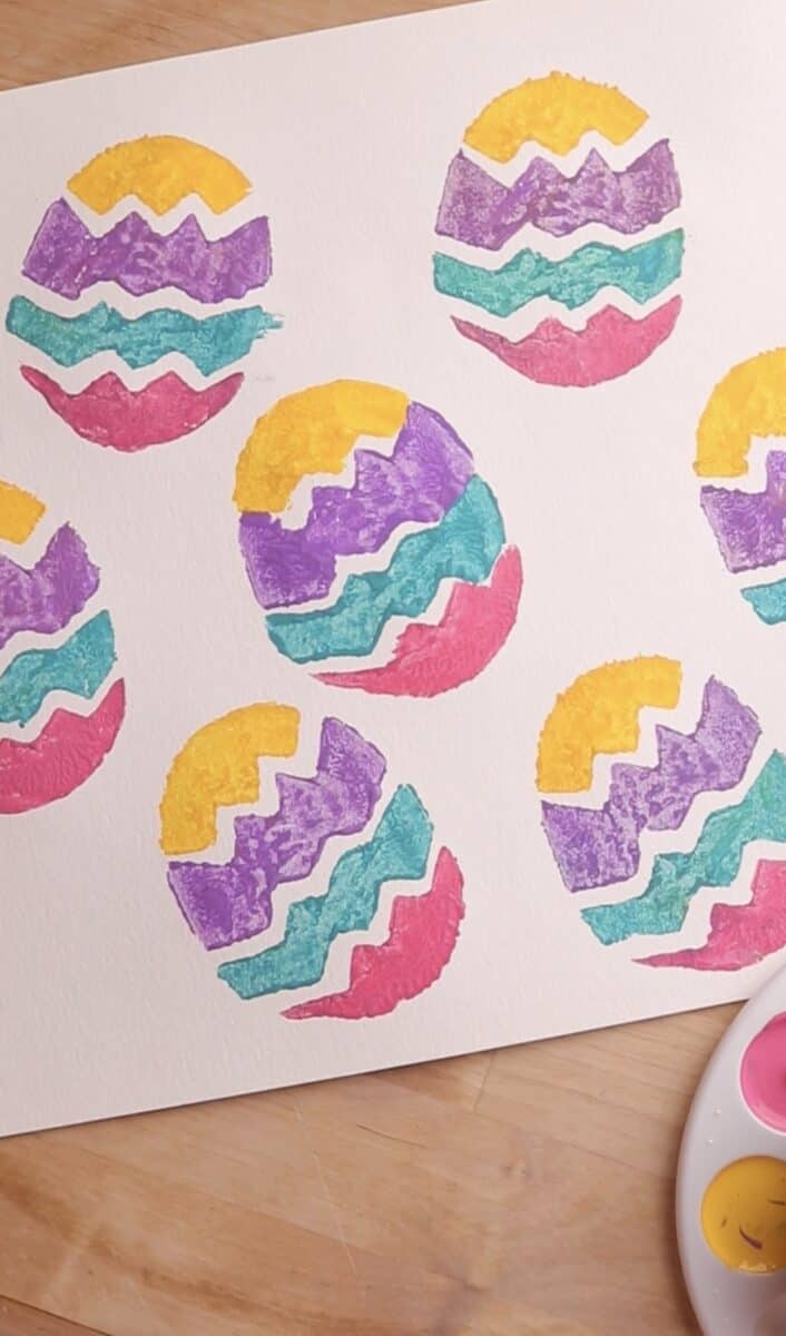 Potato Stamped Easter Eggs - a Creative Easter Craft