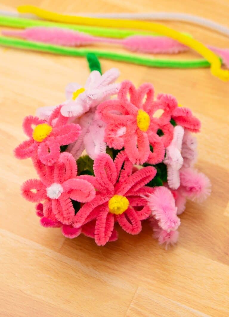 Easy Pipe Cleaner Flowers: A Fun Spring DIY for Kids
