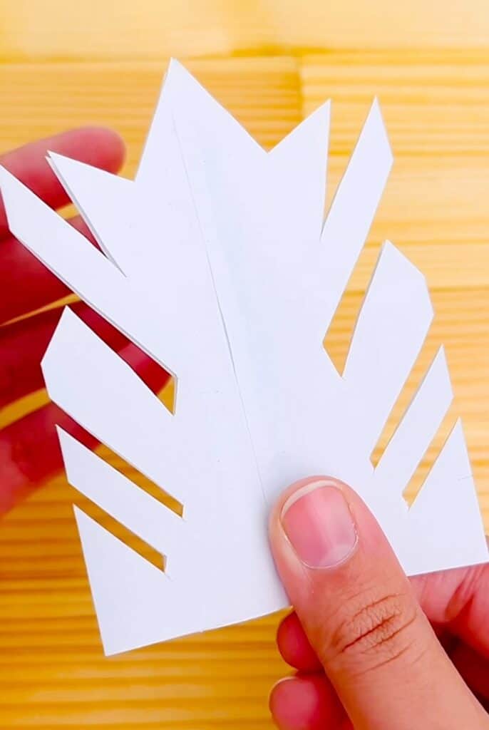 Beautiful 3D Paper Snowflake Craft With Printable Template